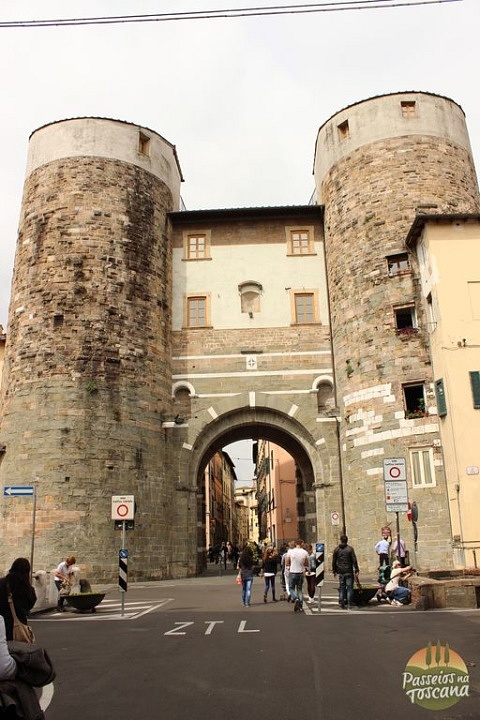 Um passeio pela muralha de Lucca - Passeios na Toscana